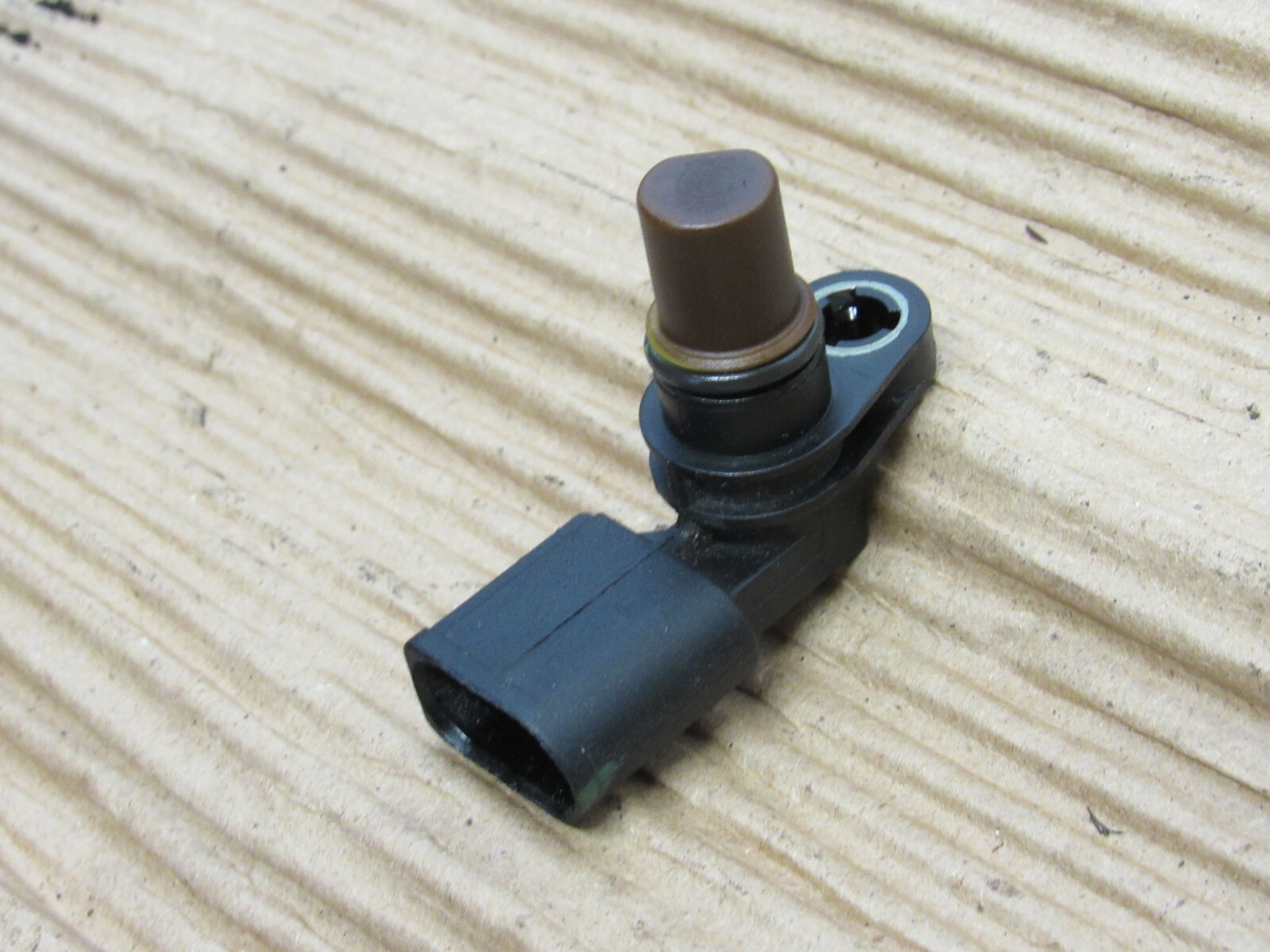 2004-2009 AUDI S4 RS4 4.2L V8 CAMSHAFT POSITION SENSOR 06E905163 OEM ...