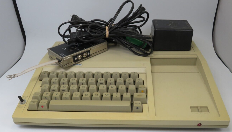 Texas Instruments Ti-99/4A Vtg Home Computer TESTED COMPLETE IN BOX ...