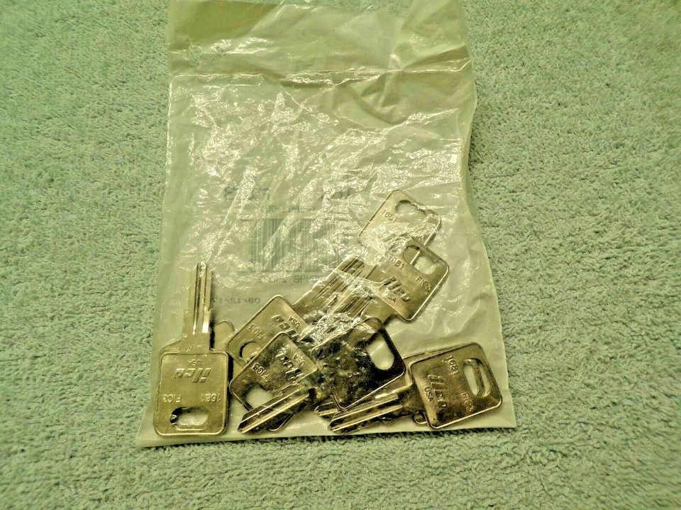 10 KEYS - TRAILER RV KEY BLANK FASTEC ILCO FIC3 1681 NEW UNCUT LOT OF ...