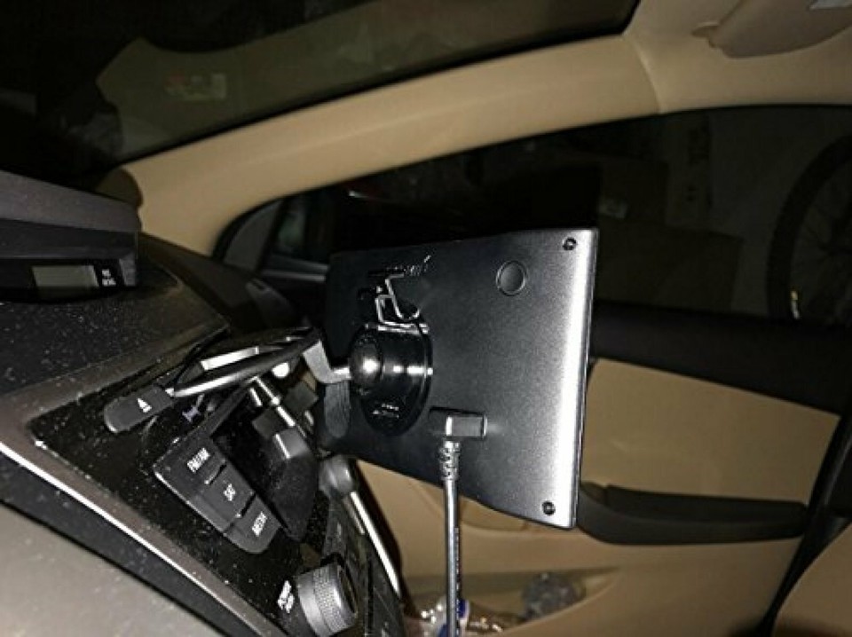 Garmin Nuvi GPS Sat Nav Mount CD Slot Holder Air Vent Mount Cradle Car ...