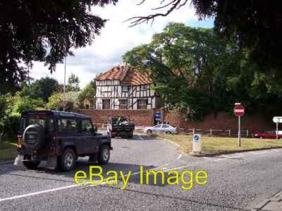 Photo 6x4 House on a roundabout, Powick Where the Upton road meets the ...
