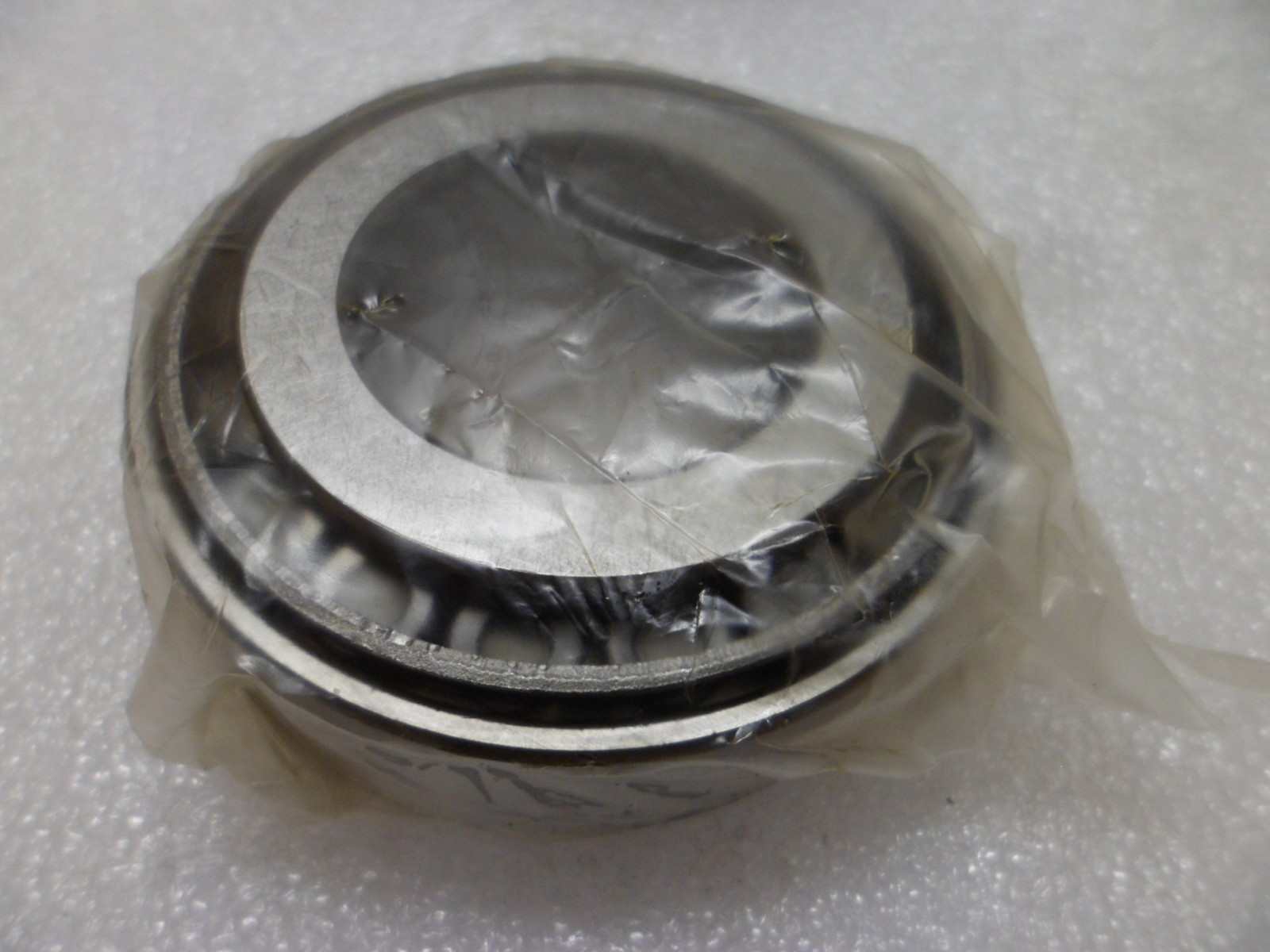 NSK 32206J TAPERED ROLLER BEARING AND CUP/RACE HR32206J N.O.S. Free ...