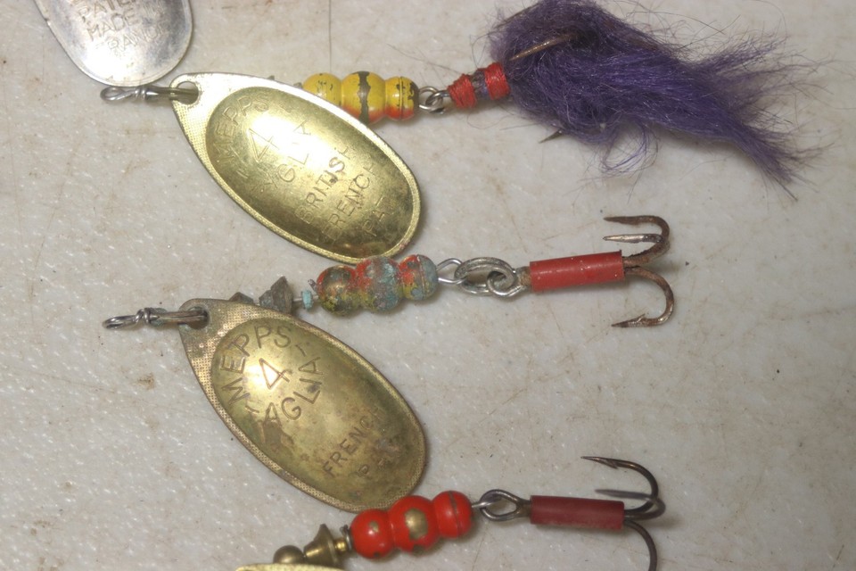 Lot of 15 Mepps Spinners #1 - 5 Agila Black Fury Comet Agila Long | eBay