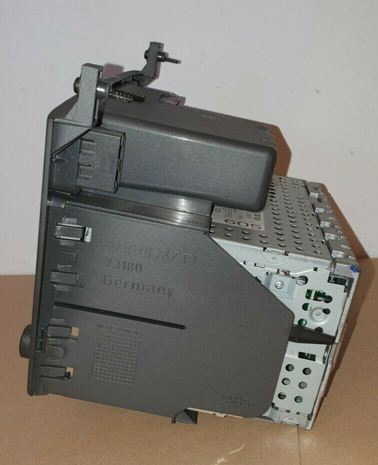 2000 VOLVO S40 GENUINE Head Unit - Radio, Cassette & CD Player HU-605 ...