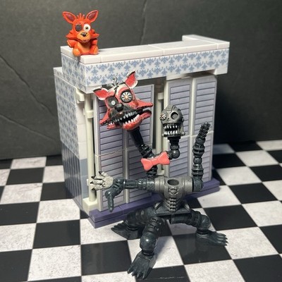 The Closet Set 12027 FNAF FIVE NIGHTS AT FREDDY'S McFarlane Nightmare ...