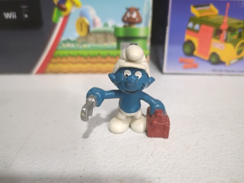 Smurfs - 20187 - Plumber Smurf with Wrench and Toolbox Figure 1984 ...