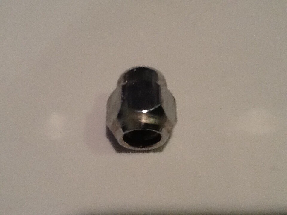 Nissan / Infiniti Lug Nuts PART# 40224-6LW0A /40224-ZN50A/ OEM Take ...
