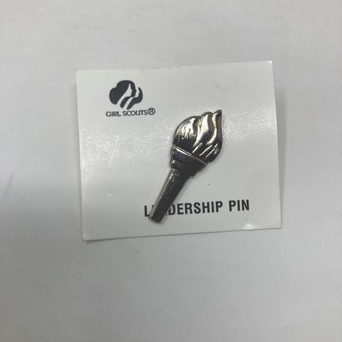 Girl Scout CADETTE LEADERSHIP PIN Silver Torch Award Earned Button ...
