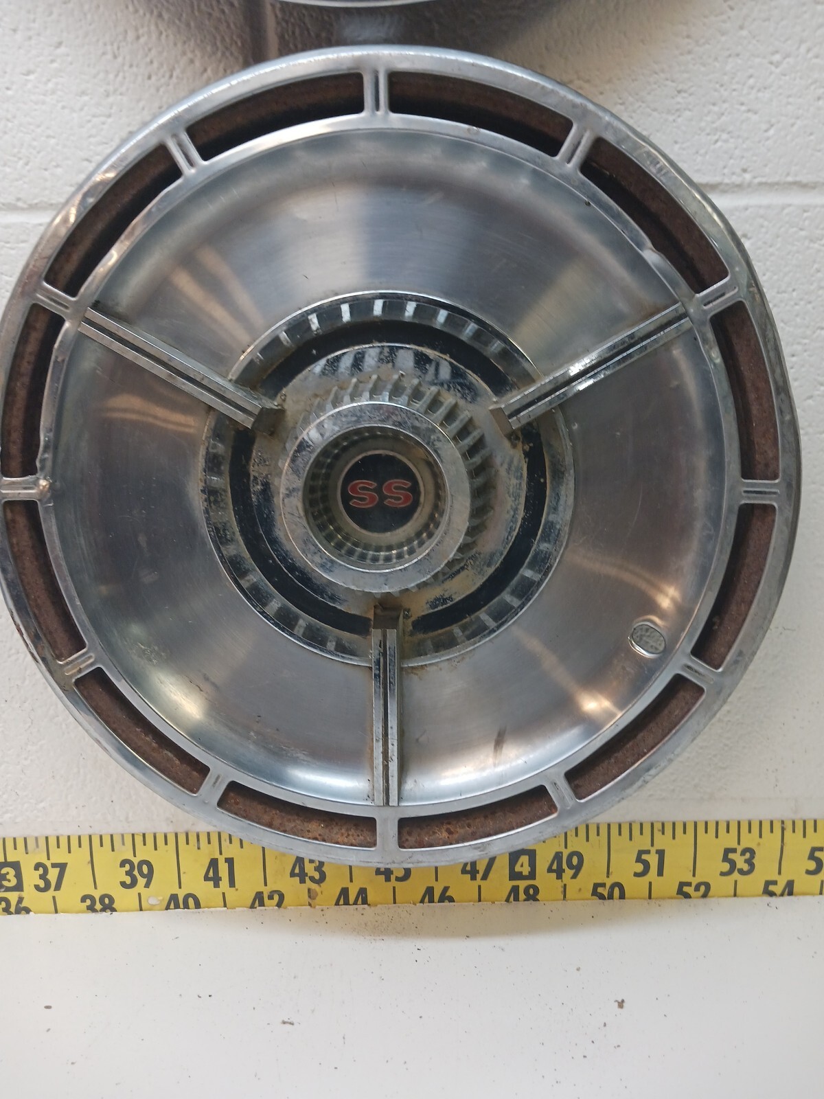 Used OEM Set of 4 14” Spinner Hubcaps 1964 Chevrolet Impala/Chevelle SS ...