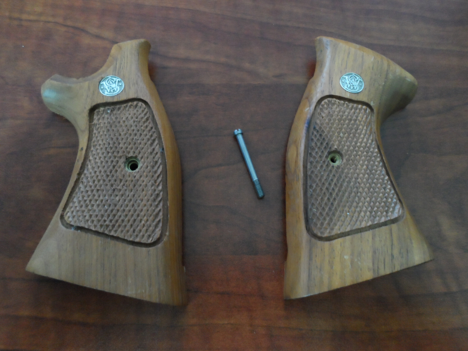 Target Grips For S&w 686