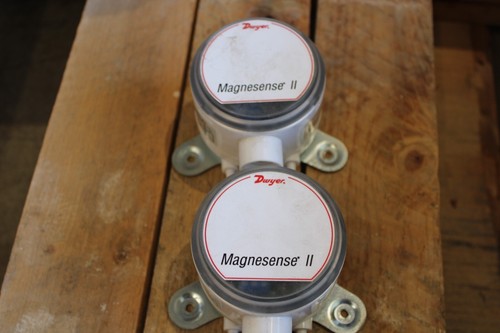 Dwyer Magnesense II MS2-W102 Differential Pressure Transmitter Max 1 ...
