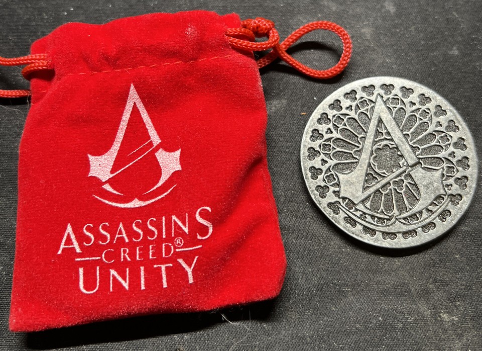 Assassin's Creed Unity Coin with Velvet Pouch Loot Crate Nov. 2014 ...