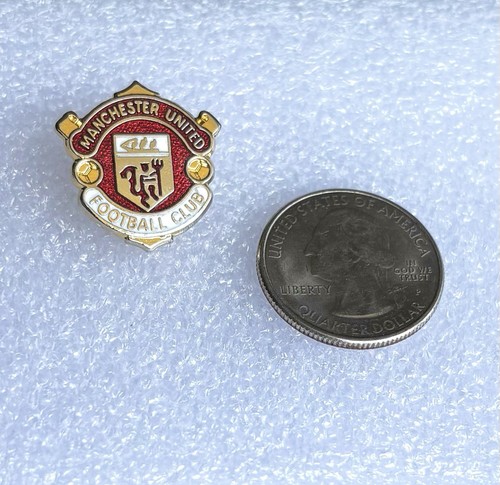 Manchester United Football Club Red Devils enamel pin badge England ...