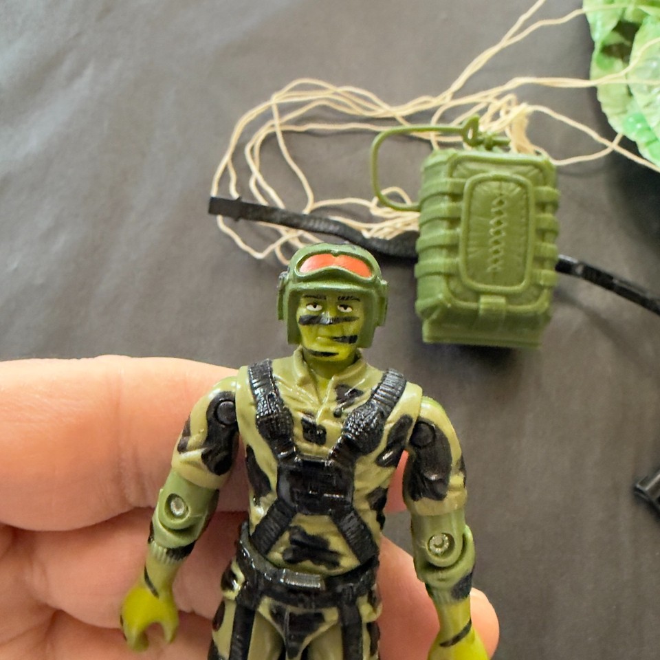 1988 HASBRO GI JOE HIT & RUN v1 TARGET EXCLUSIVE FIGURE w/ PARACHUTE ...