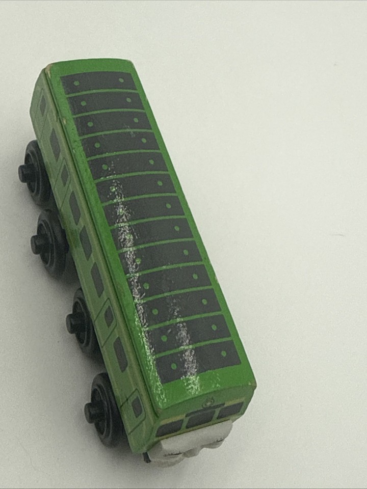 Thomas & Friends Wooden Railway - DAISY THE DIESEL Engine Train 2003 | eBay