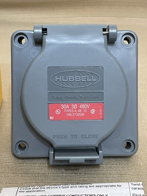 Receptacles & Outlets - Twist Lock Receptacle