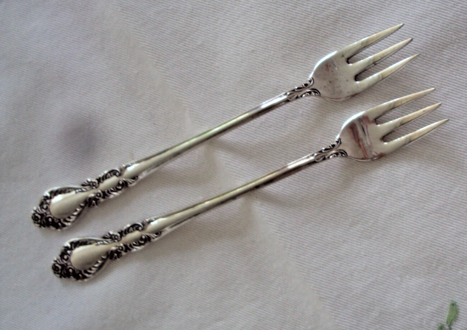 2 Sterling Silver Cocktail Forks - OLD CHARLESTON - International ...