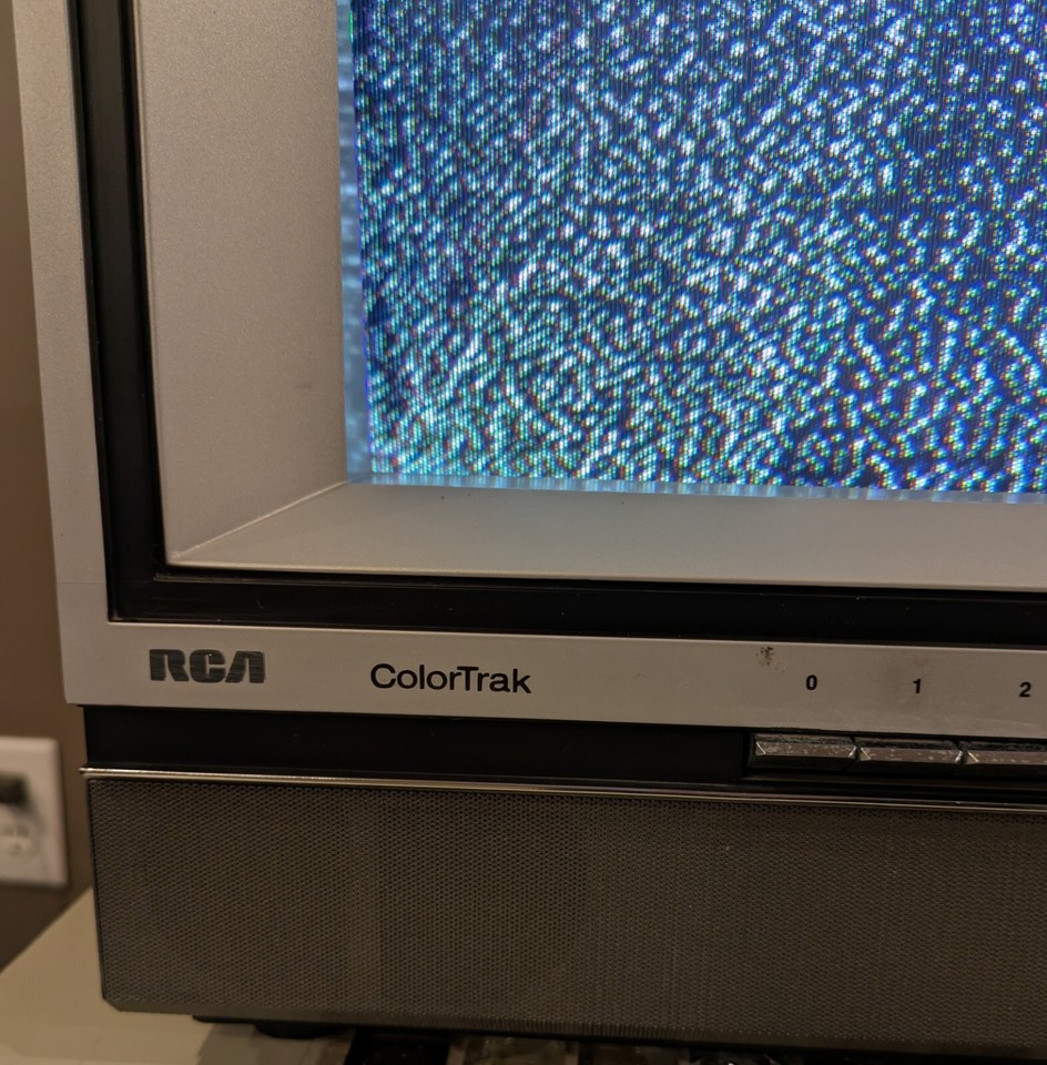 Vintage 1985 RCA Colortrak FLR510W 20" WoodGrain CRT TV No Remote No ...