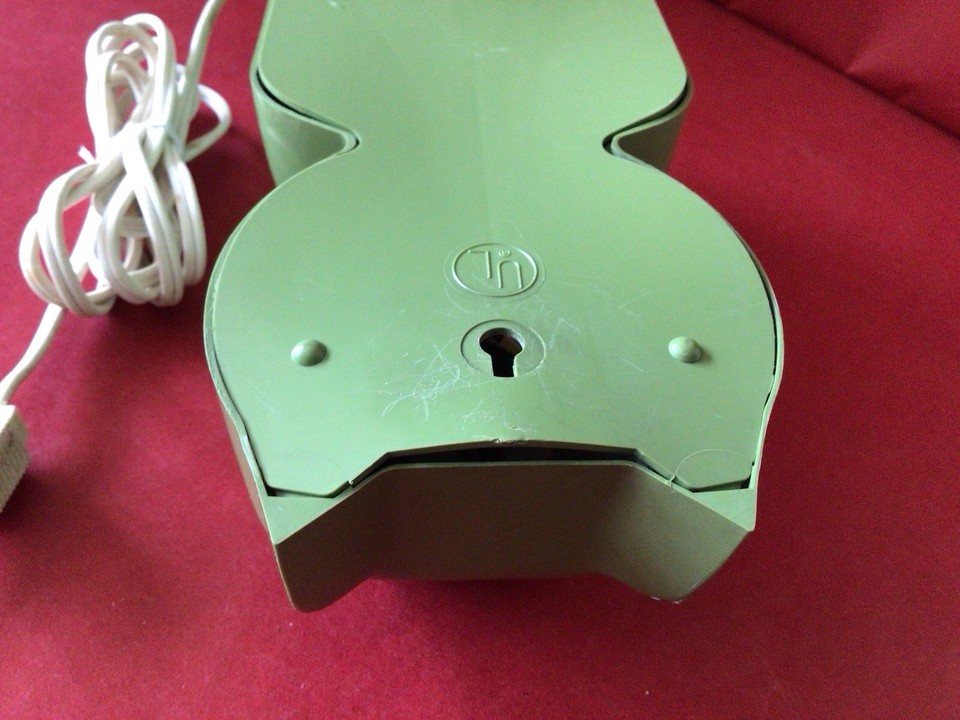 Vtg 1960s Animated KIT CAT KLOCK D8 Wall Clock Jeweled Avocado Green ...
