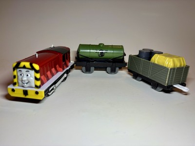 Thomas & Friends Trackmaster Motorized SALTY & Oil Car & Troublesome ...