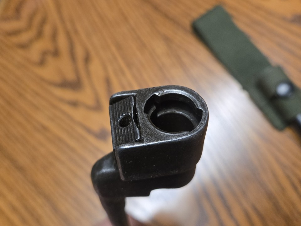 WWII British Enfield No 4 MKII Spike Bayonet Savage with Scabbard and ...