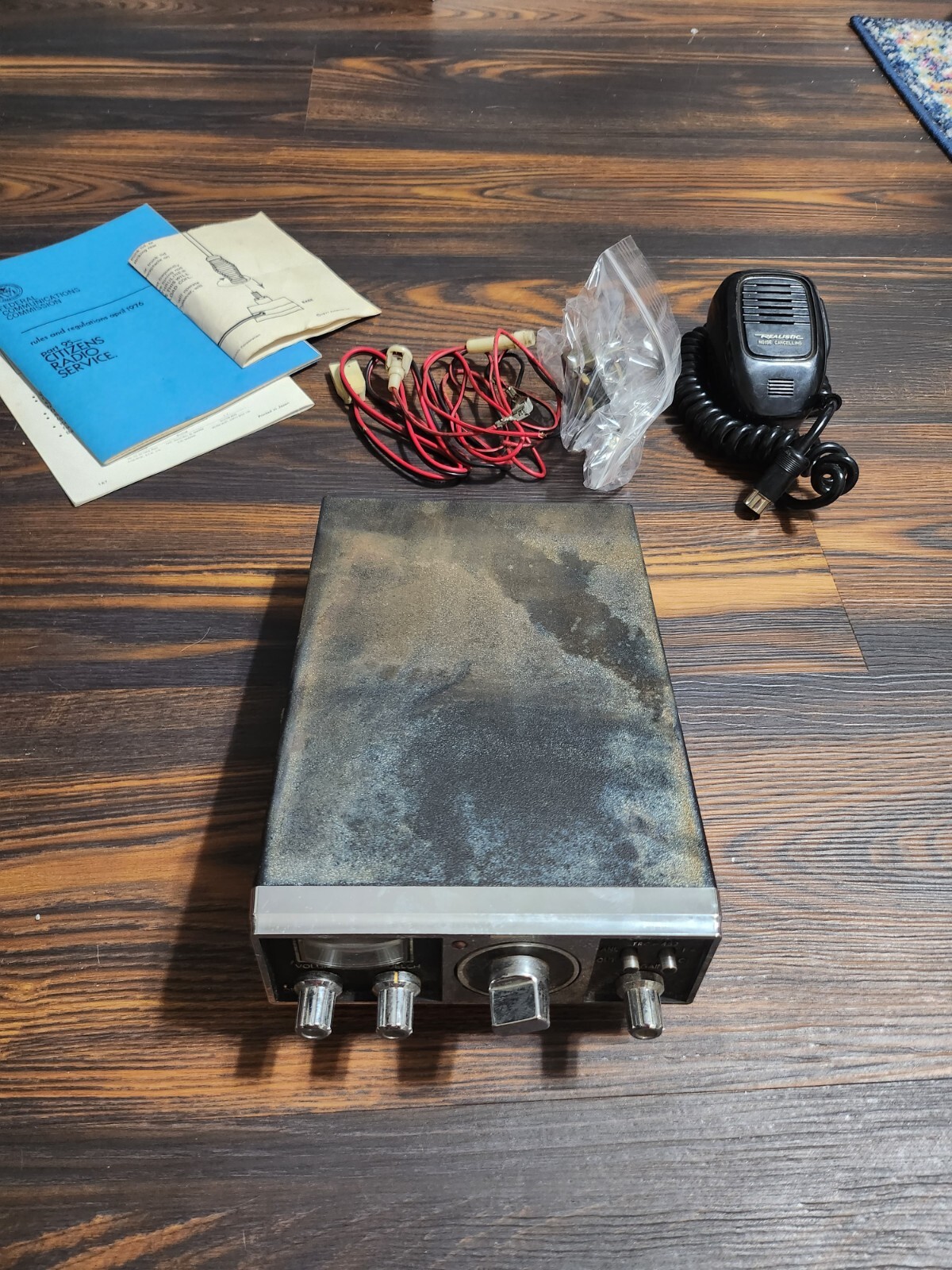 Realistic 40 Channel CB Radio TRC-452 WITH MANUAL IN BOX | eBay