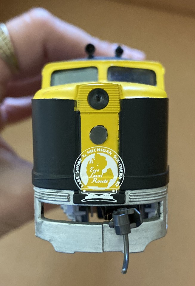 HO Scale Lake Shore & Michigan Southern LSMSR 820 Locomotive BY | eBay