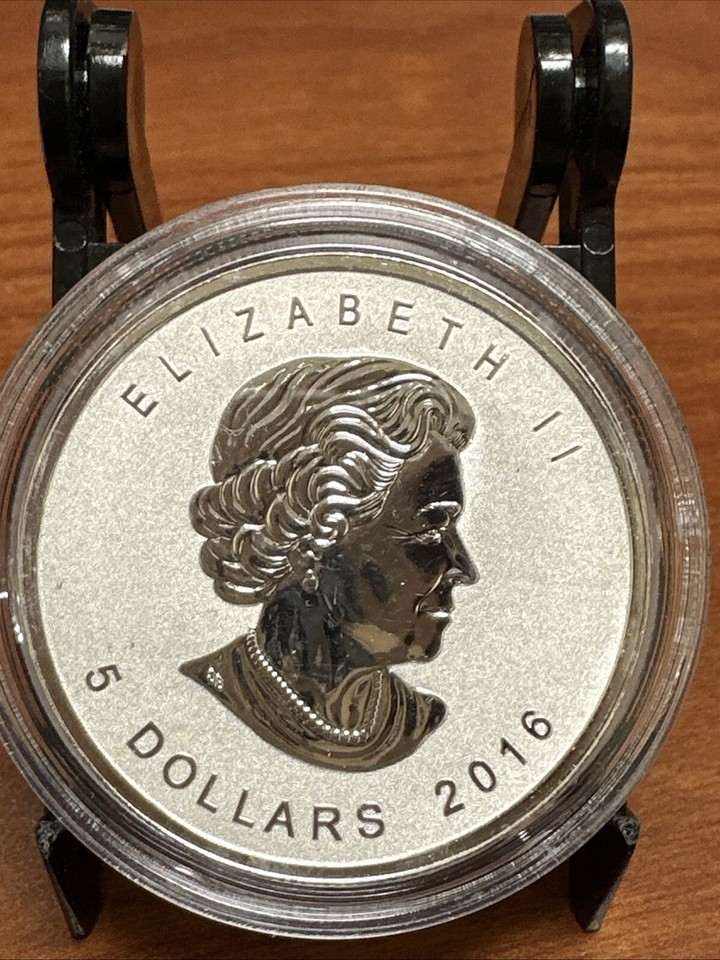 2016 $5 Canada Silver Maple Leaf Tank Privy Reverse Proof with Capsule ...