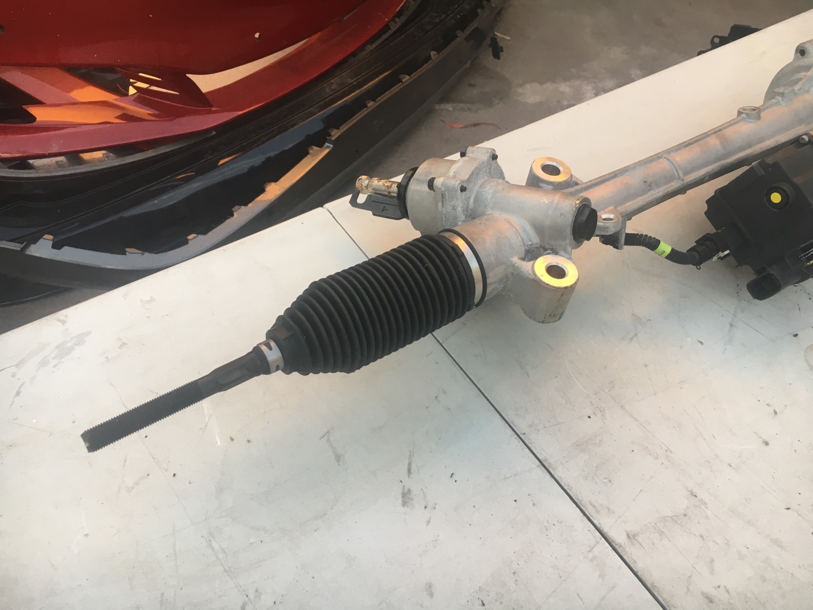 2016 -17 Tesla Model S Steering Gear/Rack & Pinion Part 1060801-00-C | eBay