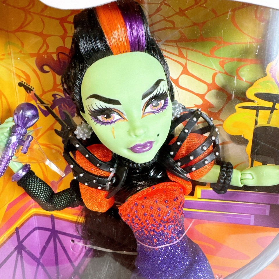 Monster High "Casta Fierce" 2014 MIB NIB Box | eBay