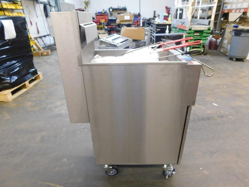 4437 New S/D Vulcan 35-40 lbs Capacity Deep Fryer, Model: 1GR35M-1 | eBay