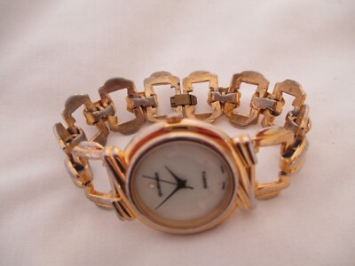 Quemex Analog Wristwatch with Quartz Movement | eBay