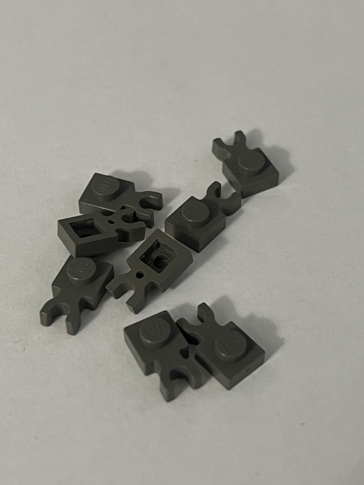 LEGO Parts 4085, 60897 (8pcs) Plate, Modified 1x1 w Clip Vertical ...