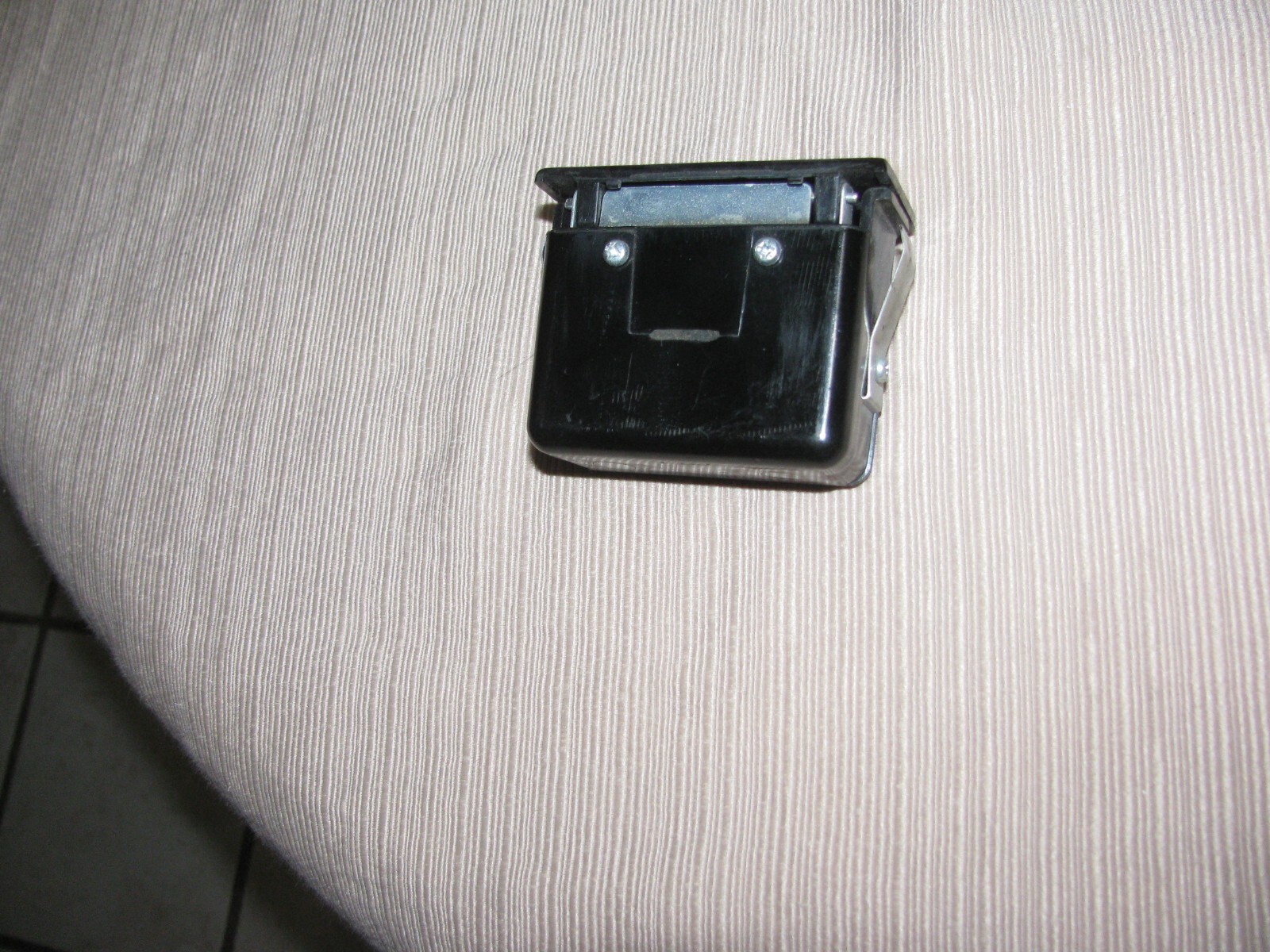 1982 1983 DATSUN 280ZX 2+2 CENTER CONSOLE ASH TRAY USED | eBay