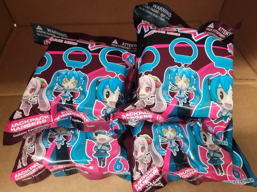 PACK OF 4 PIECES HATSUNE MIKU BACKPACK HANGERS KEYCHAIN FIGURES BLIND ...