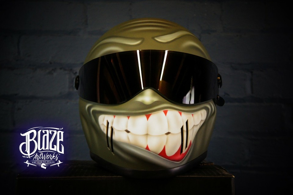 Custom airbrushed/painted Matrix Alpha helmet, Smiley/Grin design ...