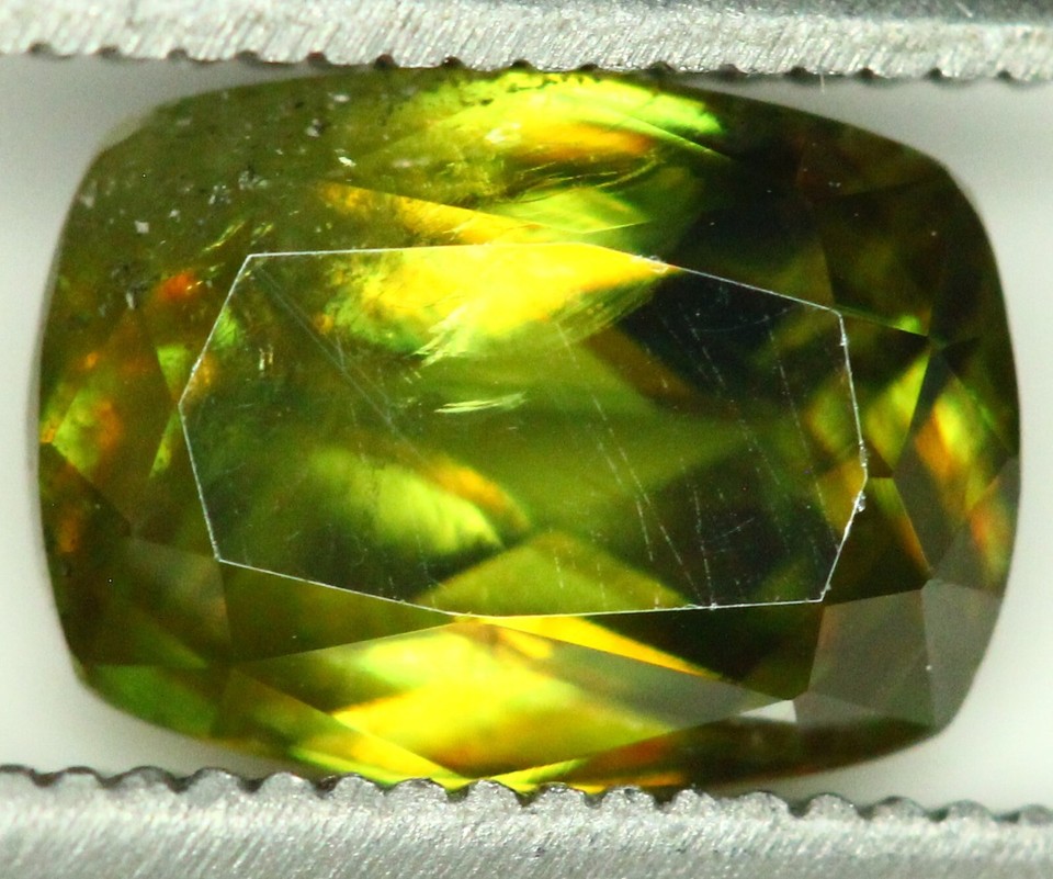 1.26 CT Rarest Green Color Change Natural Sphene/Titanite Cut Gemstone ...