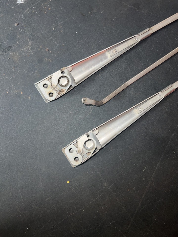 1971 - 1973 Mopar B Body Windshield Wiper Arms 71 72 73 Charger Road ...