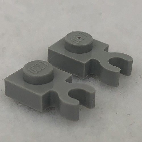 LEGO 4085d Light Bluish Gray Plate, Modified 1 x 1 W/ Open O Clip Thick ...