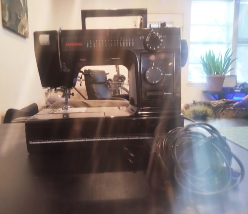 Janome HD1000 Black Edition Industrial Grade Sewing Machine ...