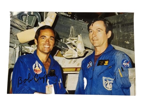 BOB CRIPPEN Signed Autographed 4x6 Photo NASA Astronaut STS-1 Shuttle ...