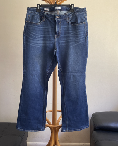 Vigoss Jagger Boot Cut Classic Jeans Women's Size 18 Mid Rise Dark Wash ...