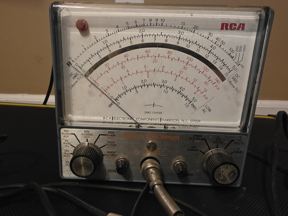 Vintage RCA Model WV-98C Senior VoltOhmyst VTVM (Vacuum Tube Voltmeter ...