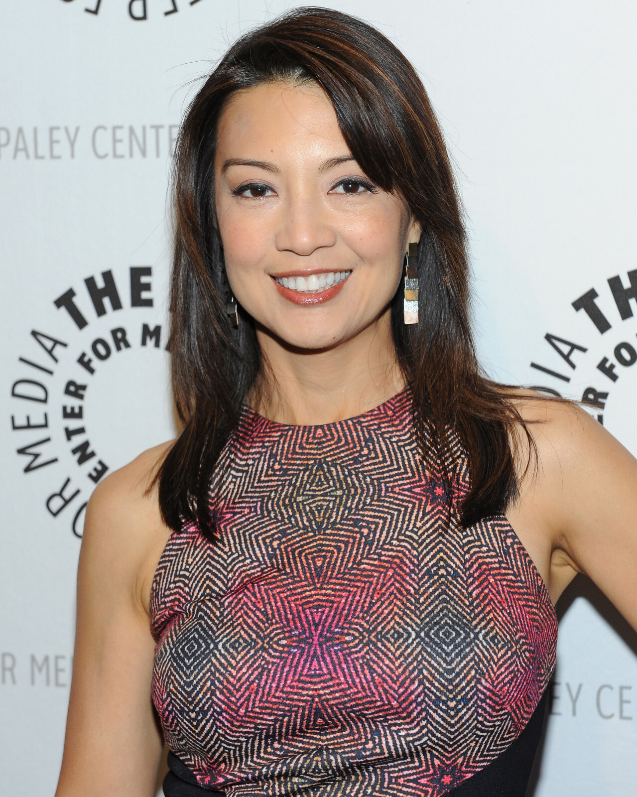 SEXY MING-NA WEN 8x10 PHOTO * | eBay