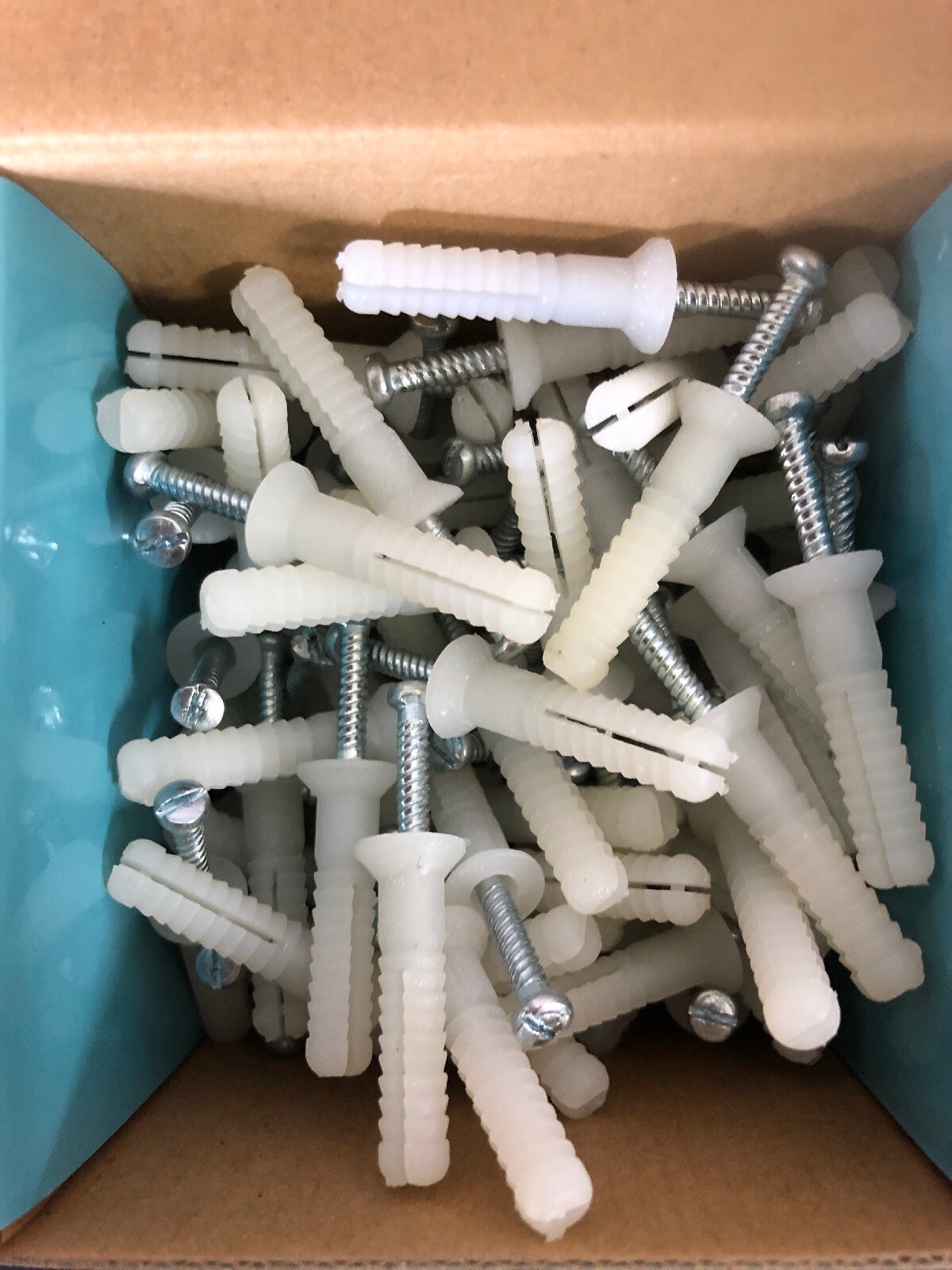 200pc 6.5 mm X 25 mm Nylon Nail Masonry Pin Anchor Countersink Flat ...