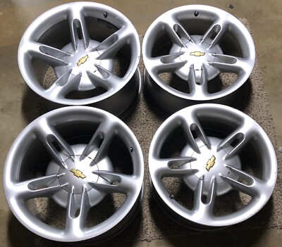 Chevrolet SSR Factory OEM Wheels Rims Set | Silver | Speedline | AA356 ...