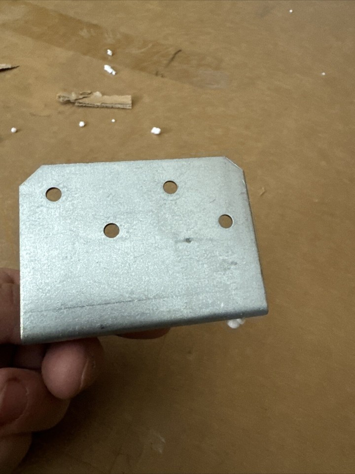 Lot Of 100 Simpson Strong-Tie A23 Zmax Wood to Wood L Bracket 2x1.5x2 ...