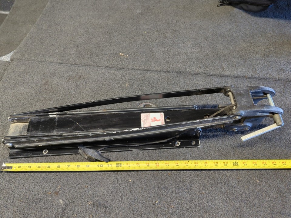 MotorGuide 42" Trolling Motor Bow Mount Foot Controlled Tilt Bracket 1. ...