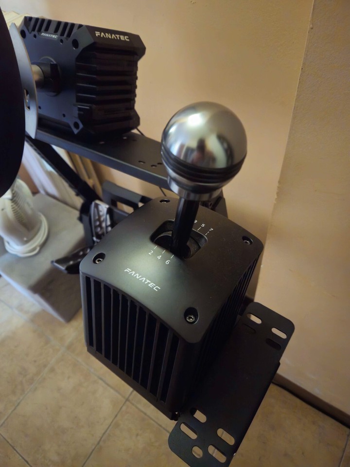 Fanatec Sim-Racing Setup (Completo). Stand, Pedali, Shifter & 5nm Wheel ...