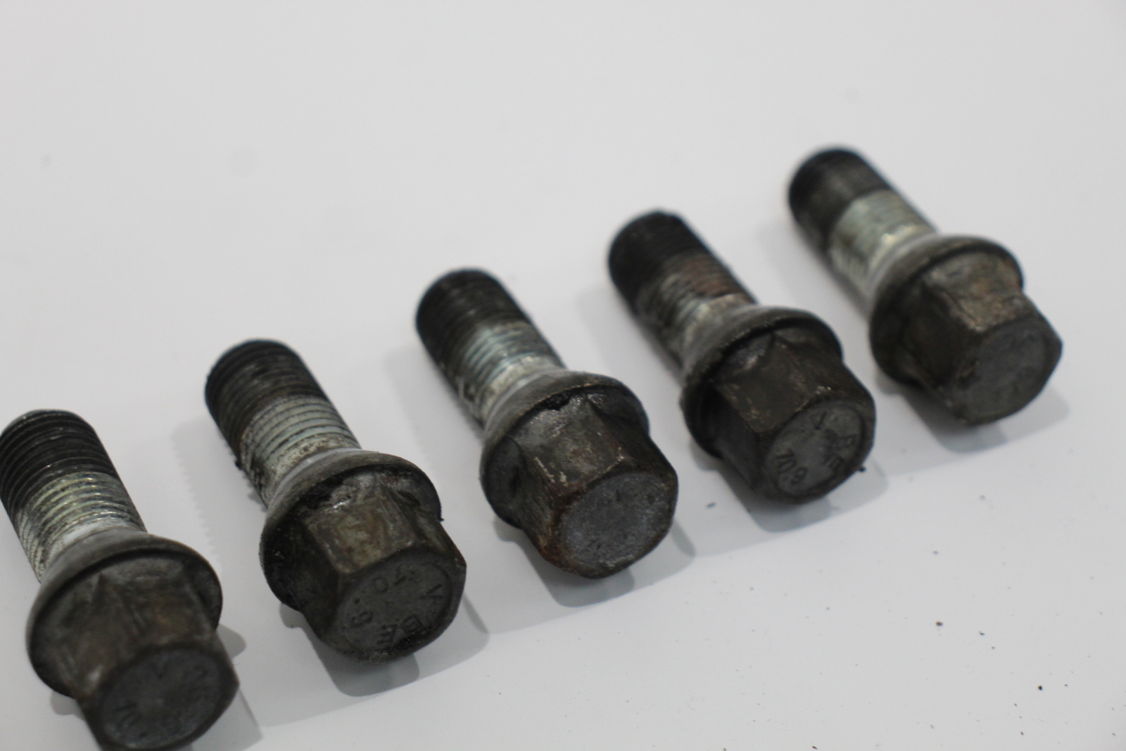 VW Taigo 2G 5x Standard Wheel Bolts M14x1.5x27 WHT001812 | eBay